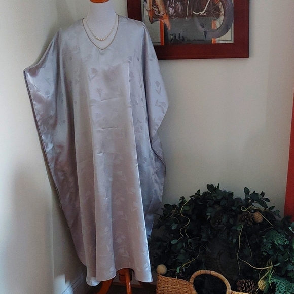 Anthony Originals | Intimates & Sleepwear | Anthony Original Silky ...